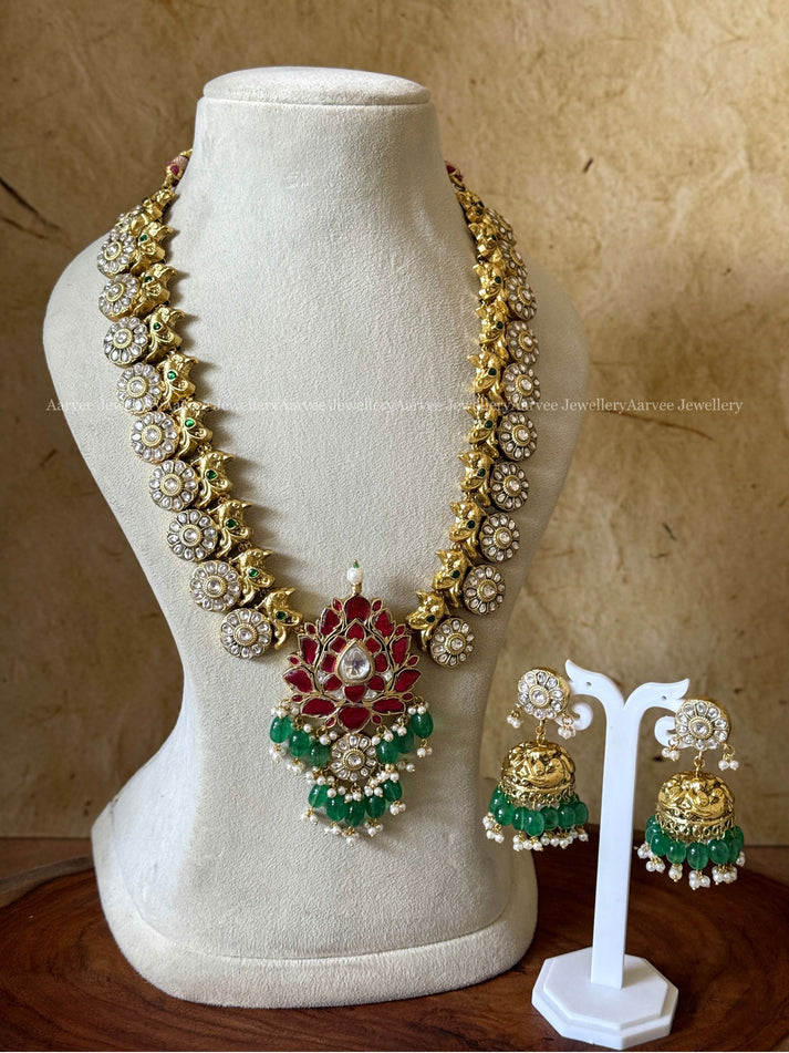 JADAU KUNDAN WHITE STONE BOTTU MALA WITH PINK LOTUS PENDANT & BOTTLE G ...